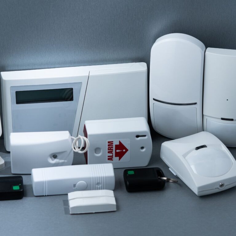 Comment choisir une alarme pour sa maison ? - L'Entrepôt du bricolage